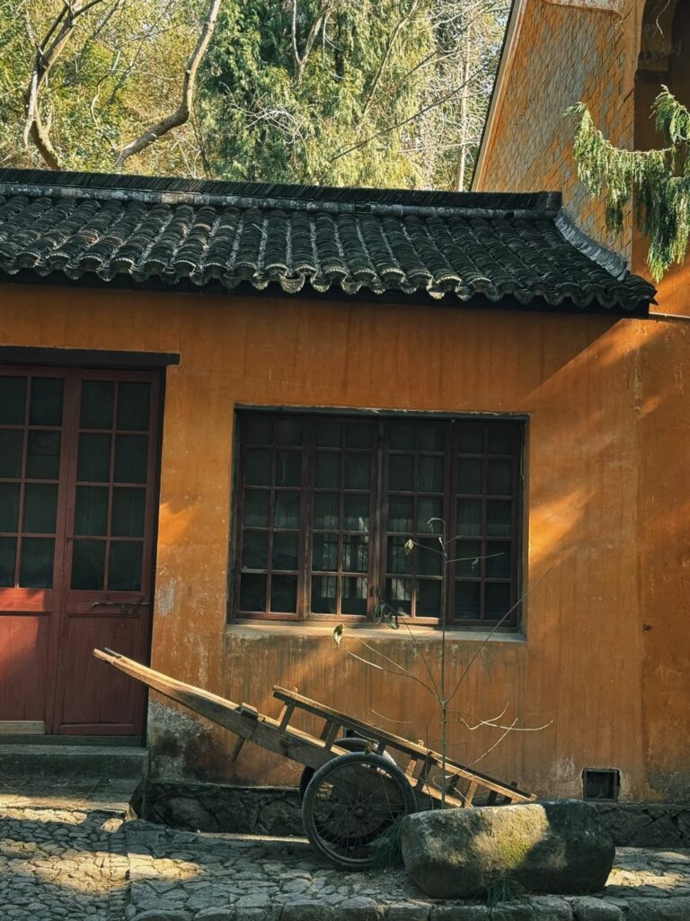 China’s Most Beautiful Temples | Guoqing Temple: A Journey Through a ...